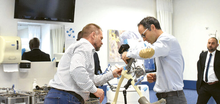 Busamed unveils Robotic Surgery Assistant (ROSA) - Busamed